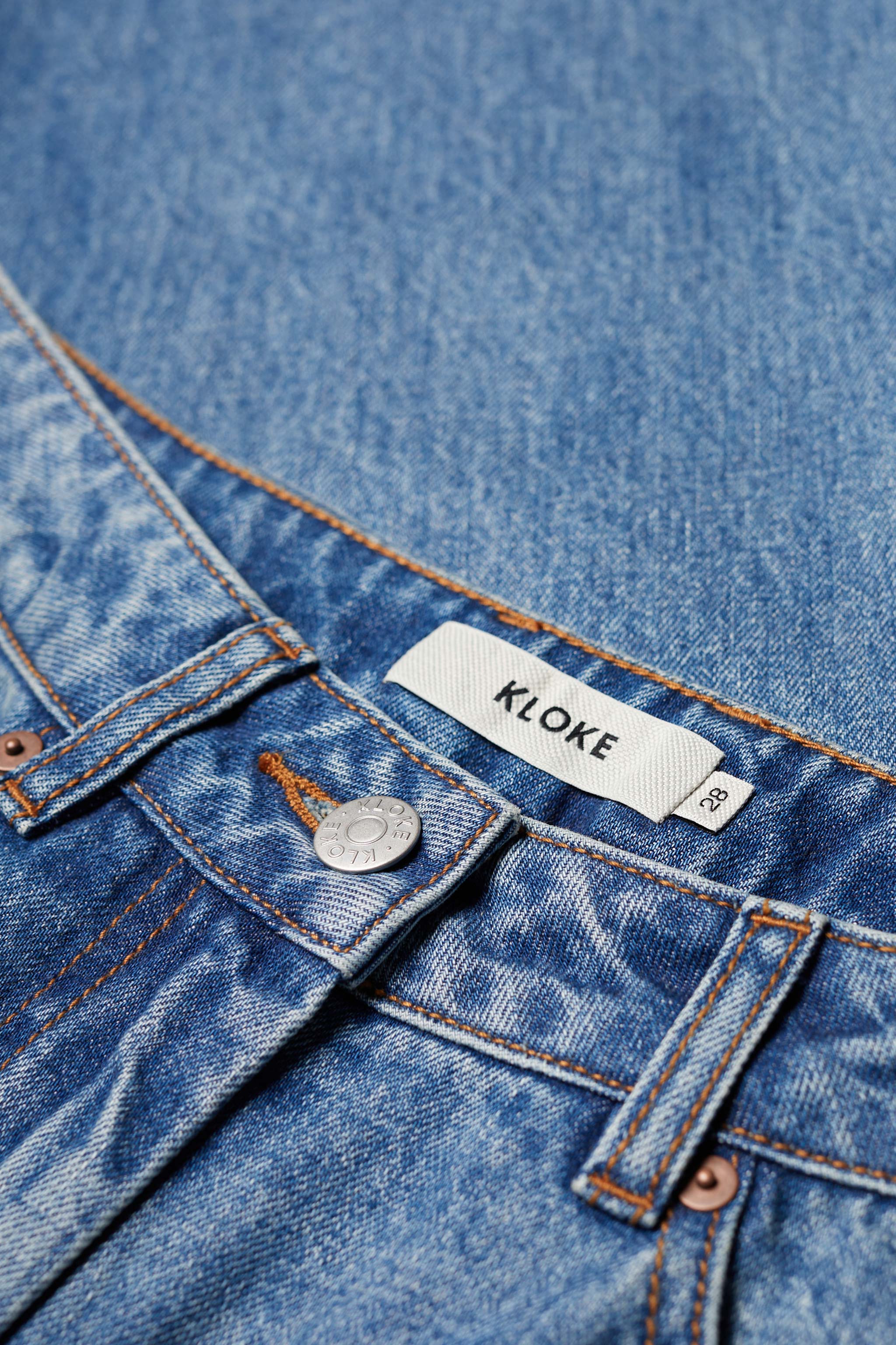 Shop Evade Straight Leg Jean - Mid Blue Fade | Kloke